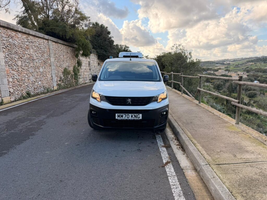Peugeot Partner Professional 1.5 BlueHDI - Drive Auto Import